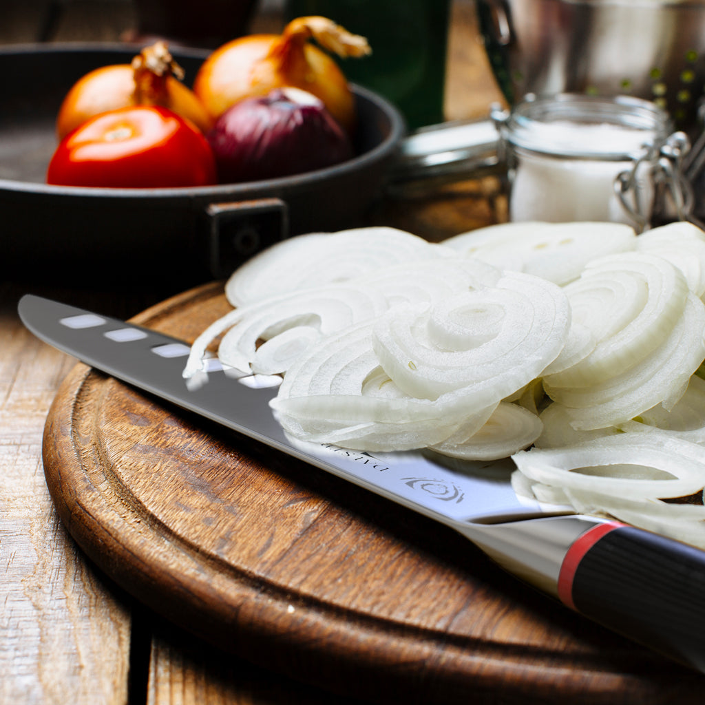 How To Cut An Onion Without Crying | Ultimate Guide | Dalstrong ...